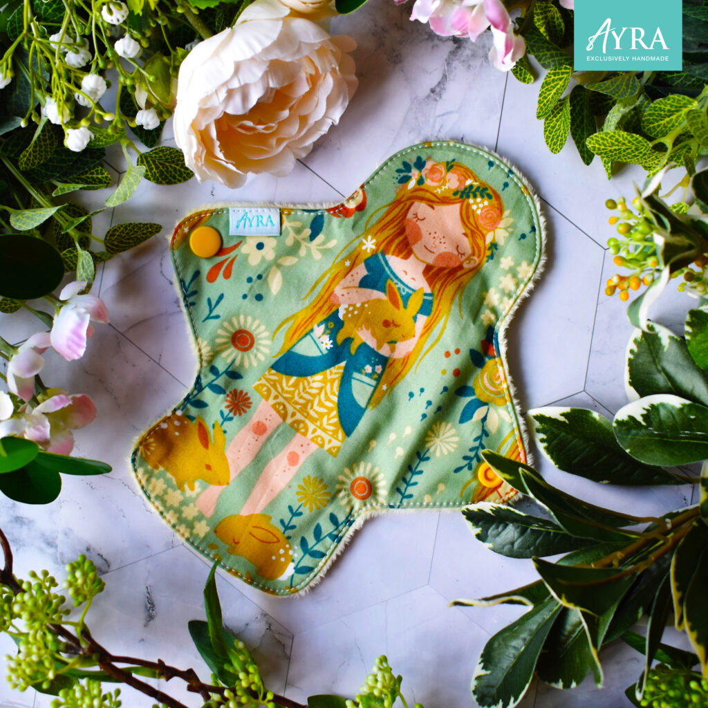 Myth or Fact : CLOTH PAD ARE SMELLS