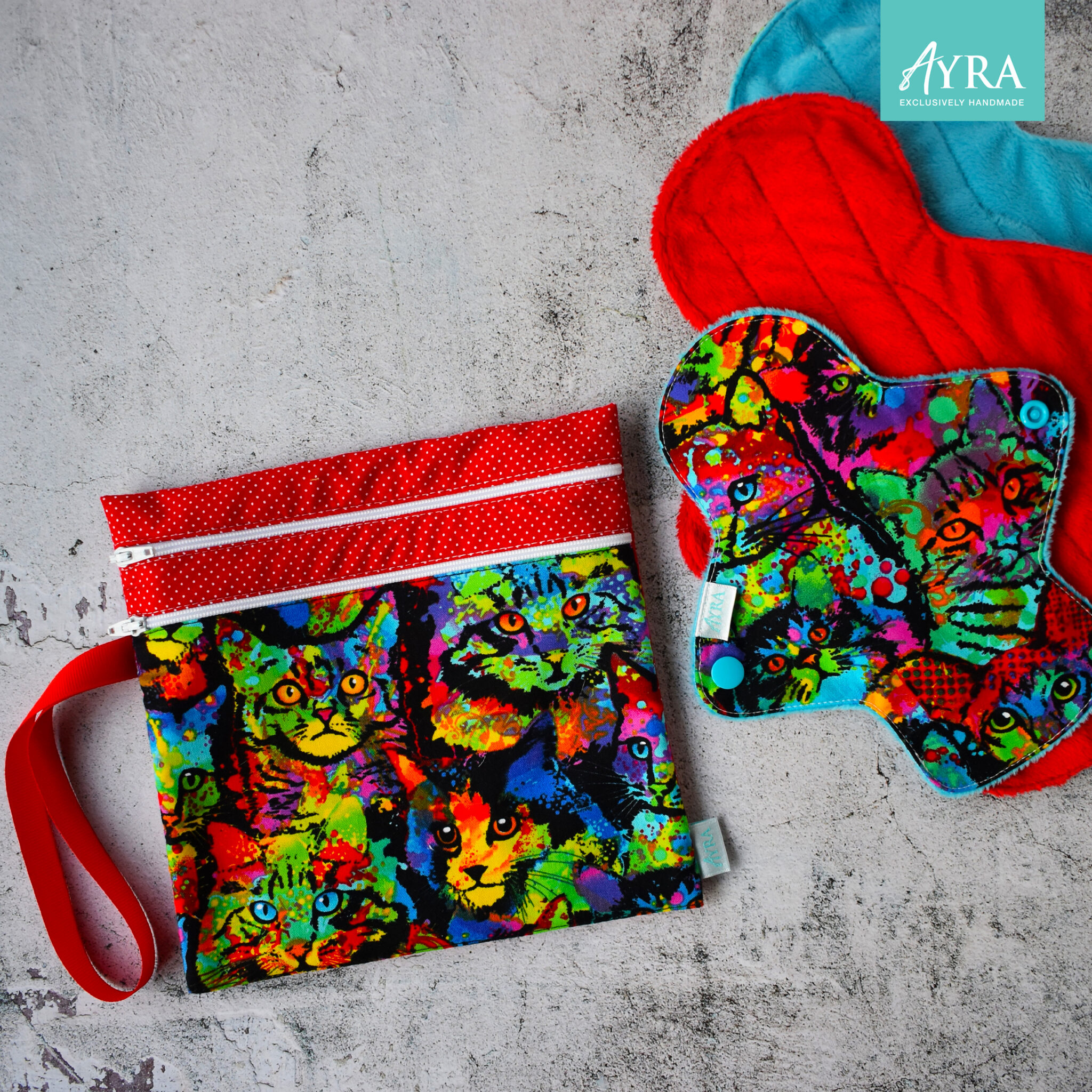 HOW TO CHANGE YOUR CLOTH PAD AWAY FROM HOME